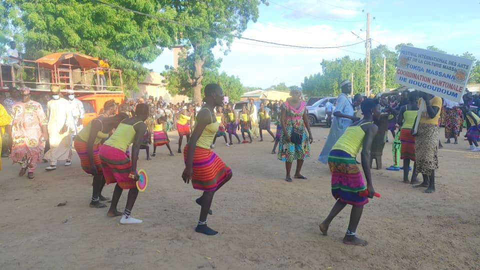Festival TOKNA MASSANA: Les Massa du Cameroun et d'ailleurs célèbrent ...