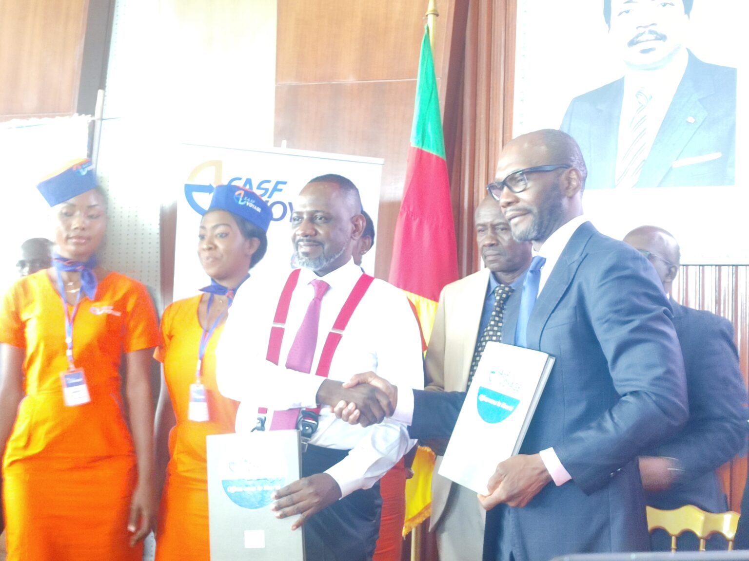 SASF-GROUPE et la FBPC inaugurent une nouvelle agence de voyage et le logo du Banana-Tour ...