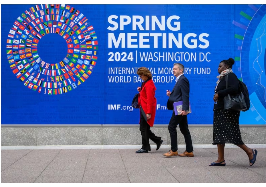 Global Economic Dialogue: Perspectives and challenges at the heart of ...