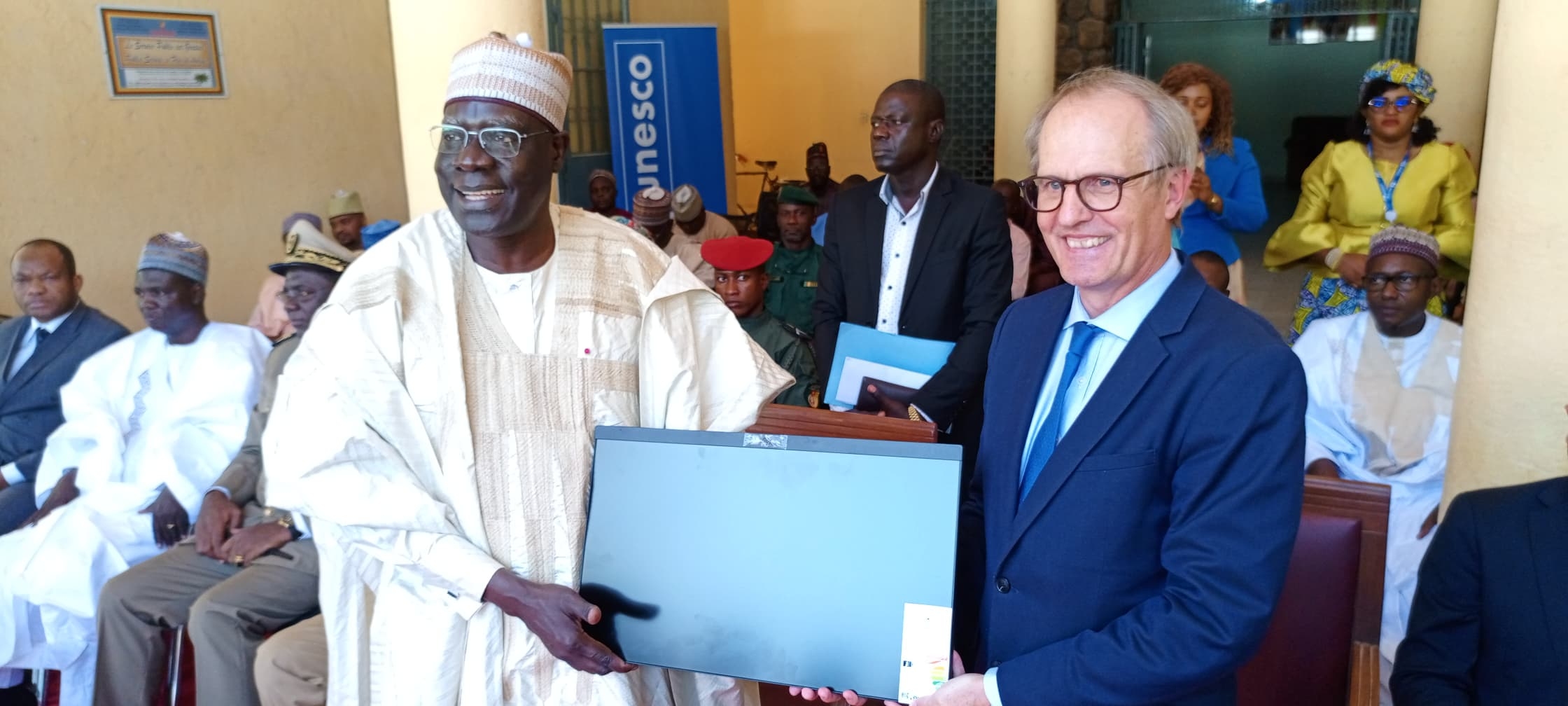 Soutien du Minjec et des Nations Unies: Le projet PBF-Pronec équipe les ...